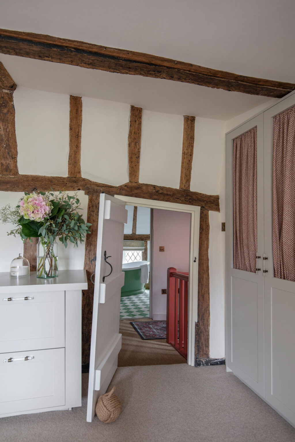 LAURA MARIN – Commercial interior, lifestyle and portrait photography