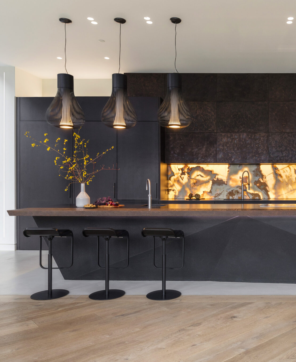 LAURA MARIN – Commercial interior, lifestyle and portrait photography